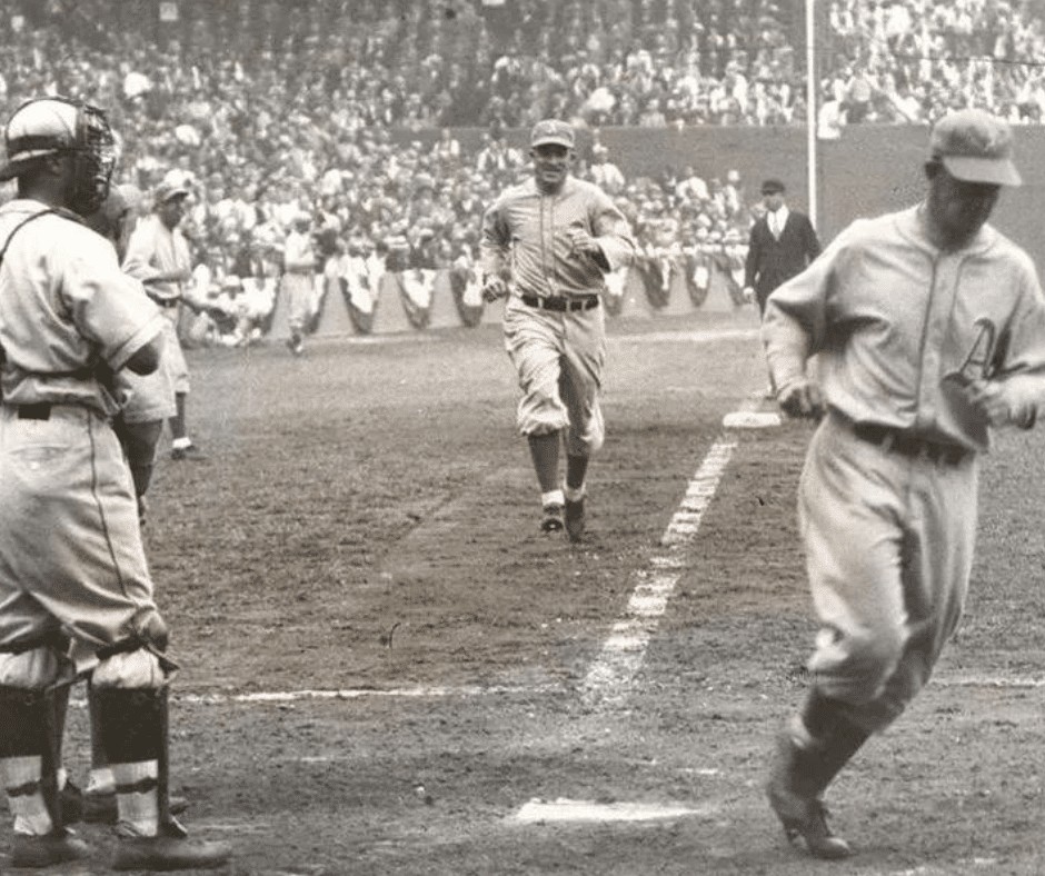 SIMMONS - The History Junkie